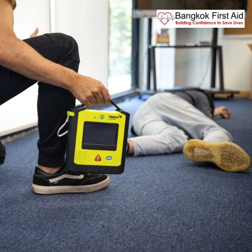 เครื่องกระตุ้นหัวใจด้วยไฟฟ้า VIVEST® PowerBeat AED X3 - Bangkok First Aid Thailand